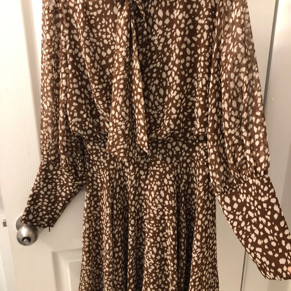 Queenia | Dresses | Queenia Dress | Poshmark